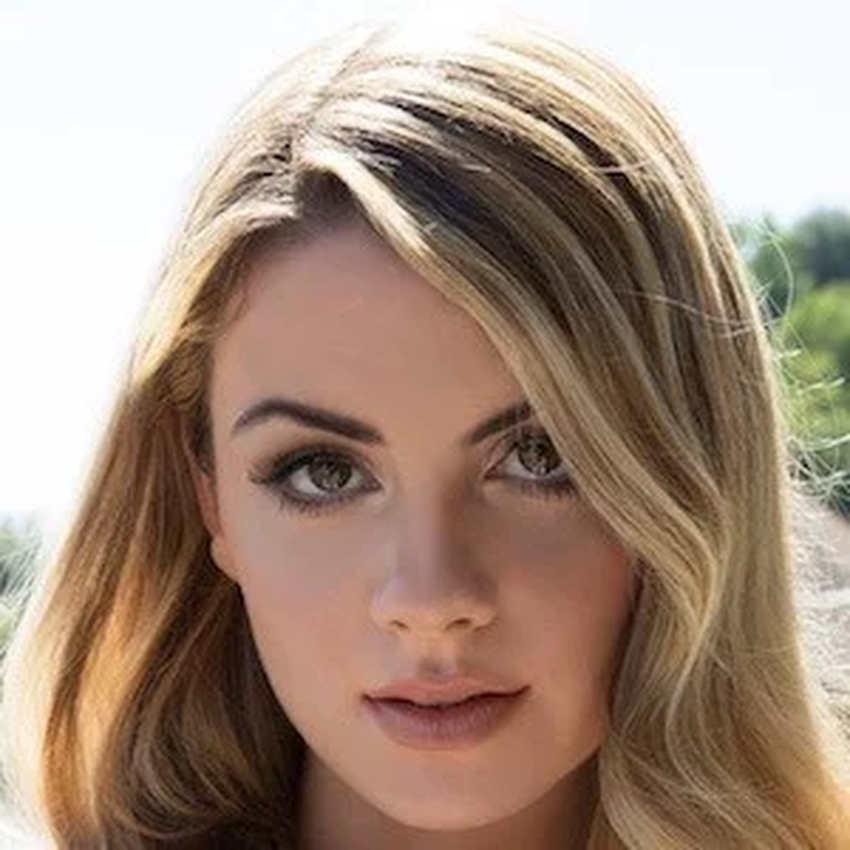 Chelsea Collins Wiki