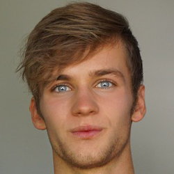 Simon Mathis Wiki & Bio