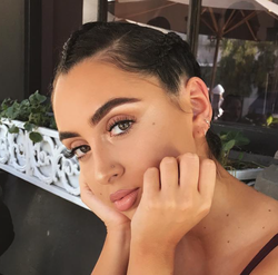 Alycia Tyre Wiki & Bio - Instagram Star