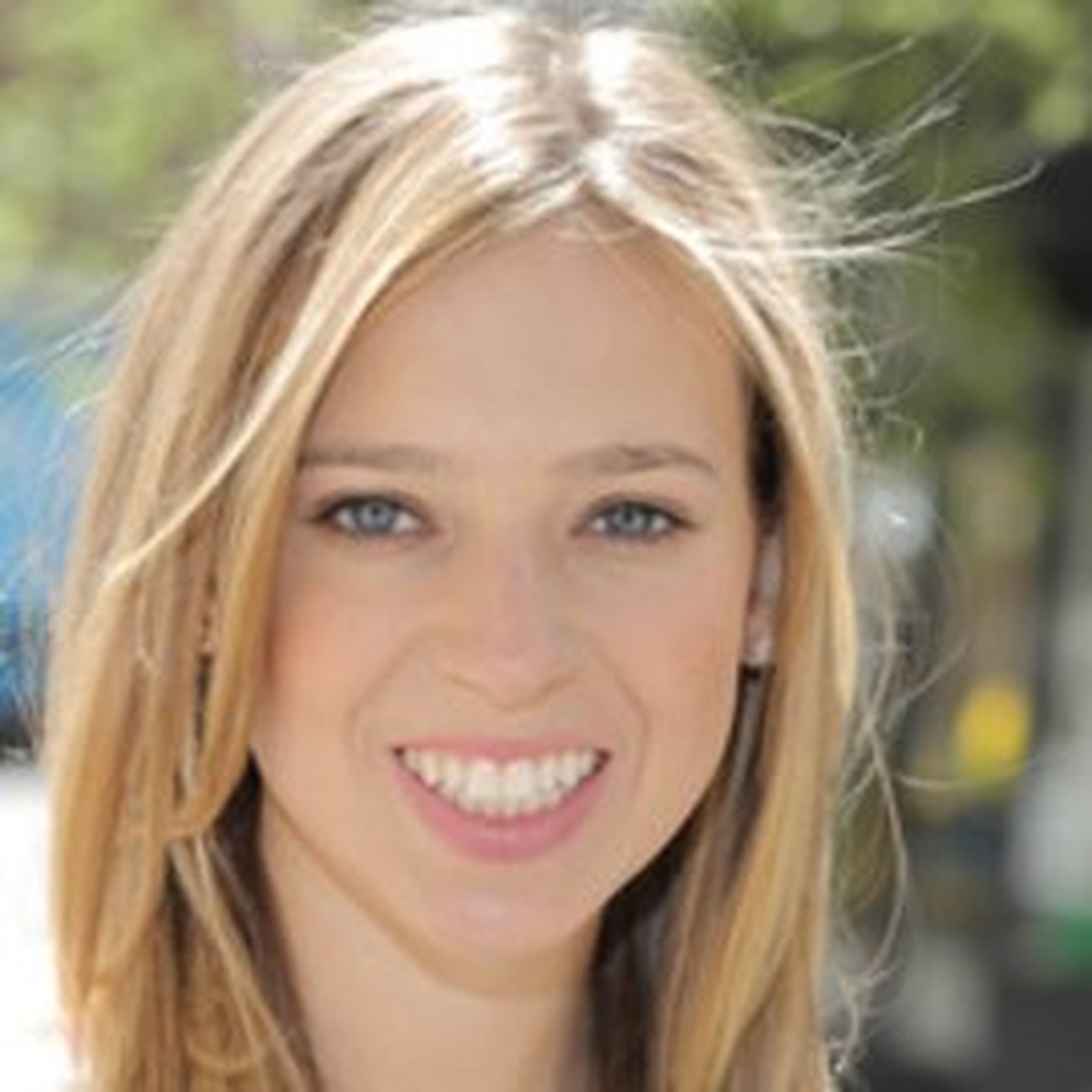 Danielle Weisberg | Wiki & Bio | Everipedia