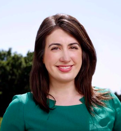 Ali Rogin Wiki & Bio