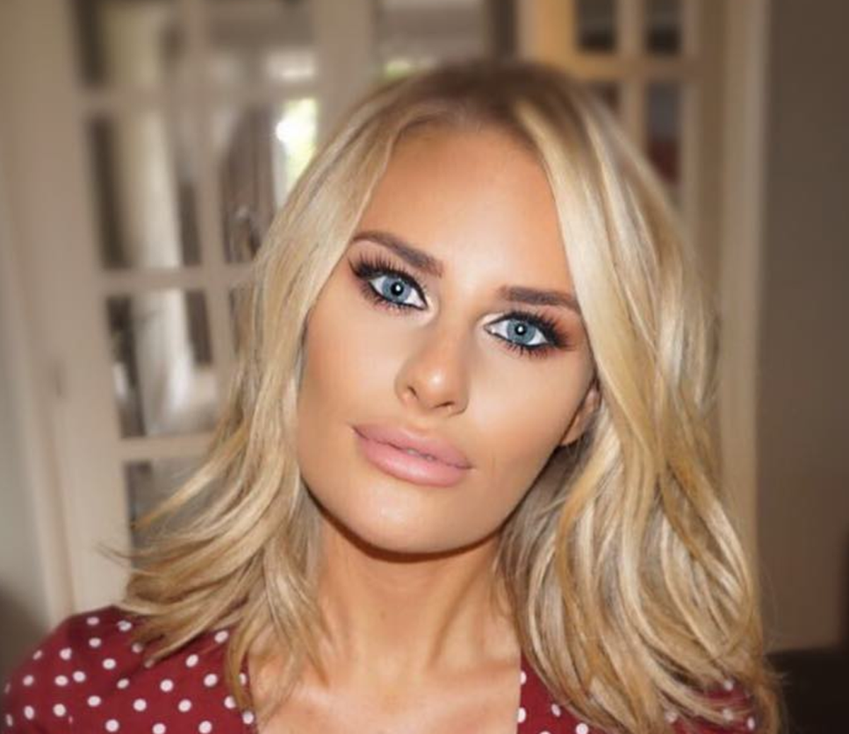 Danielle Armstrong Wiki